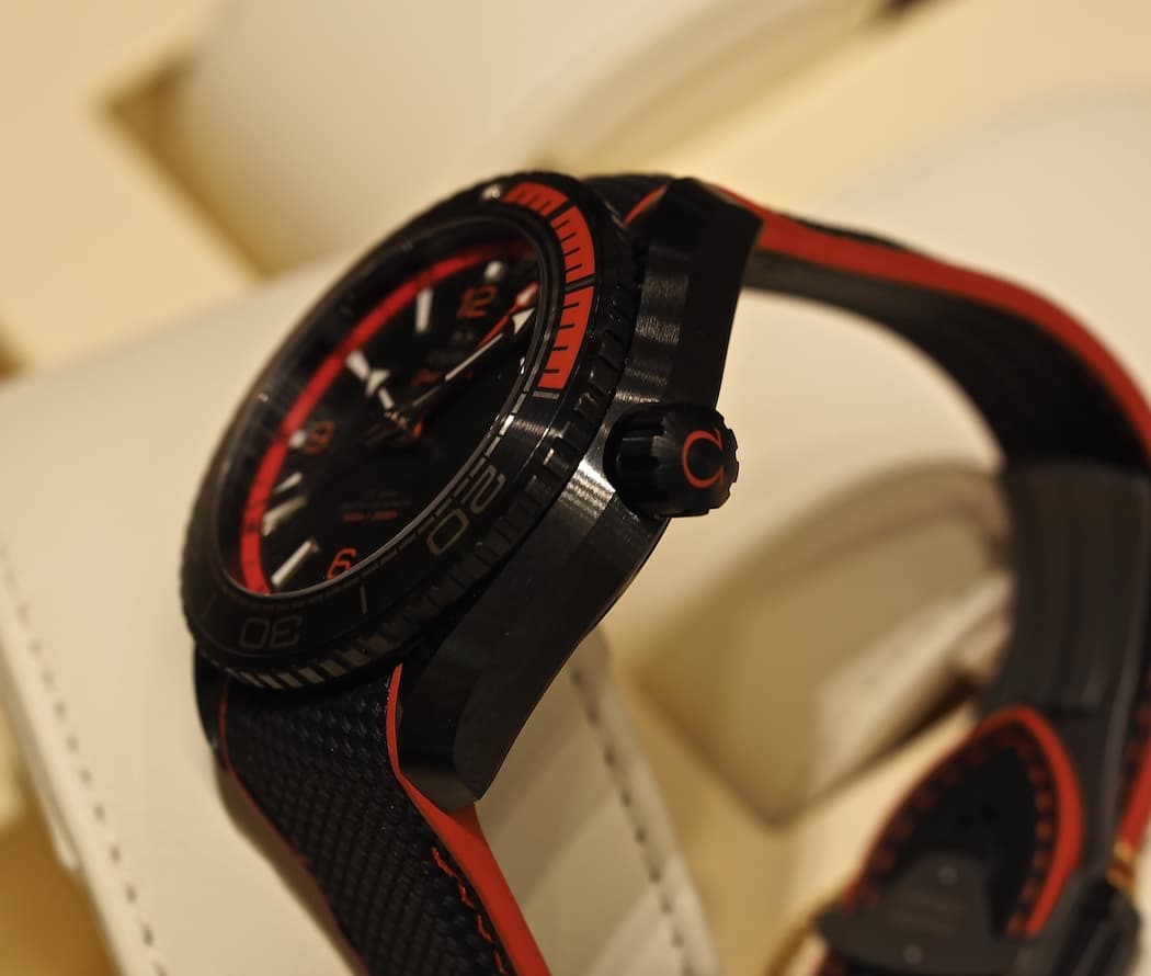 Omega Seamaster Planet Ocean Deep Black Collection in Frankfurt