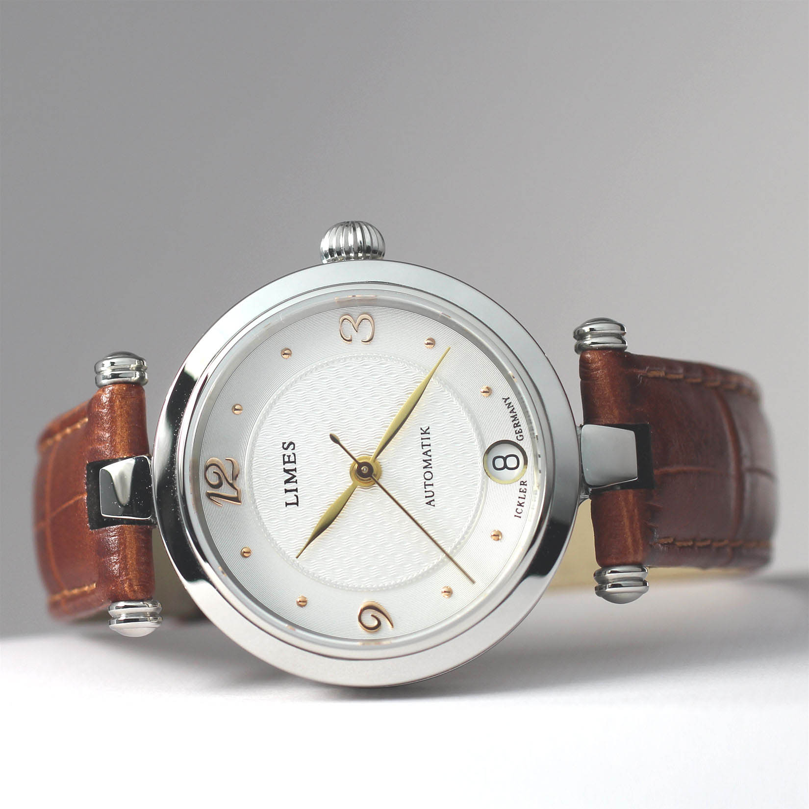 LIMES: The new Ladies automatic watch Phara