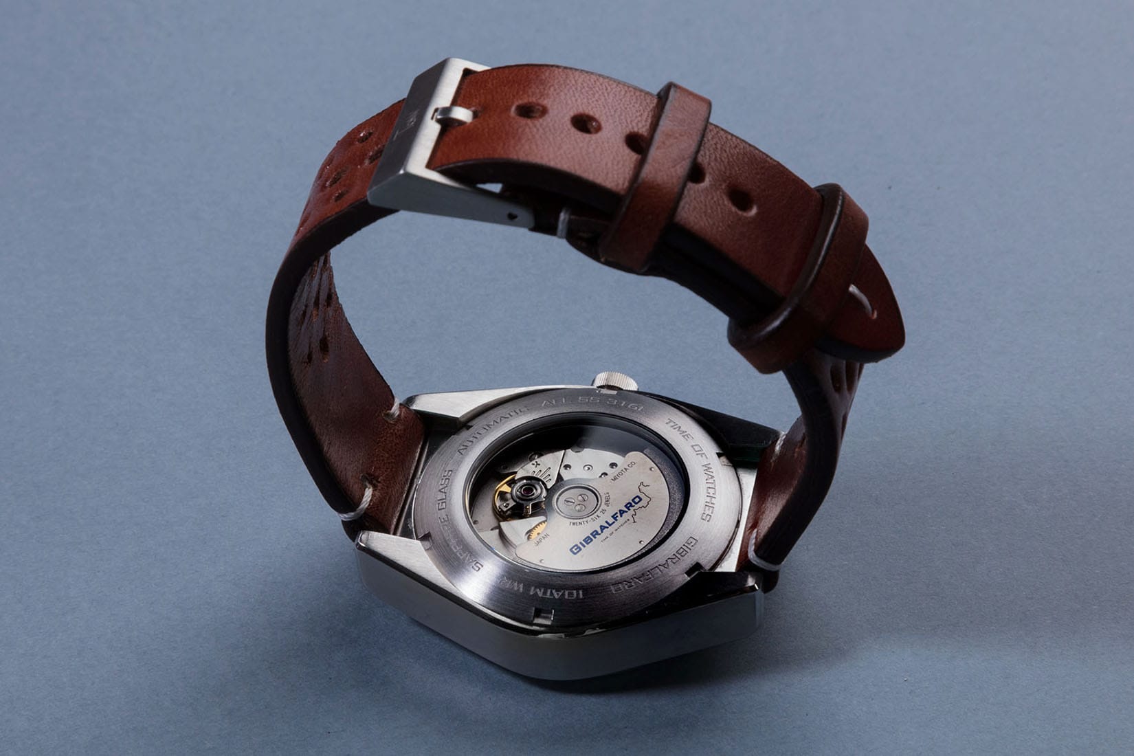 ToW Gibralfaro. A Power Reserve Watch for rally drivers and vintage lovers