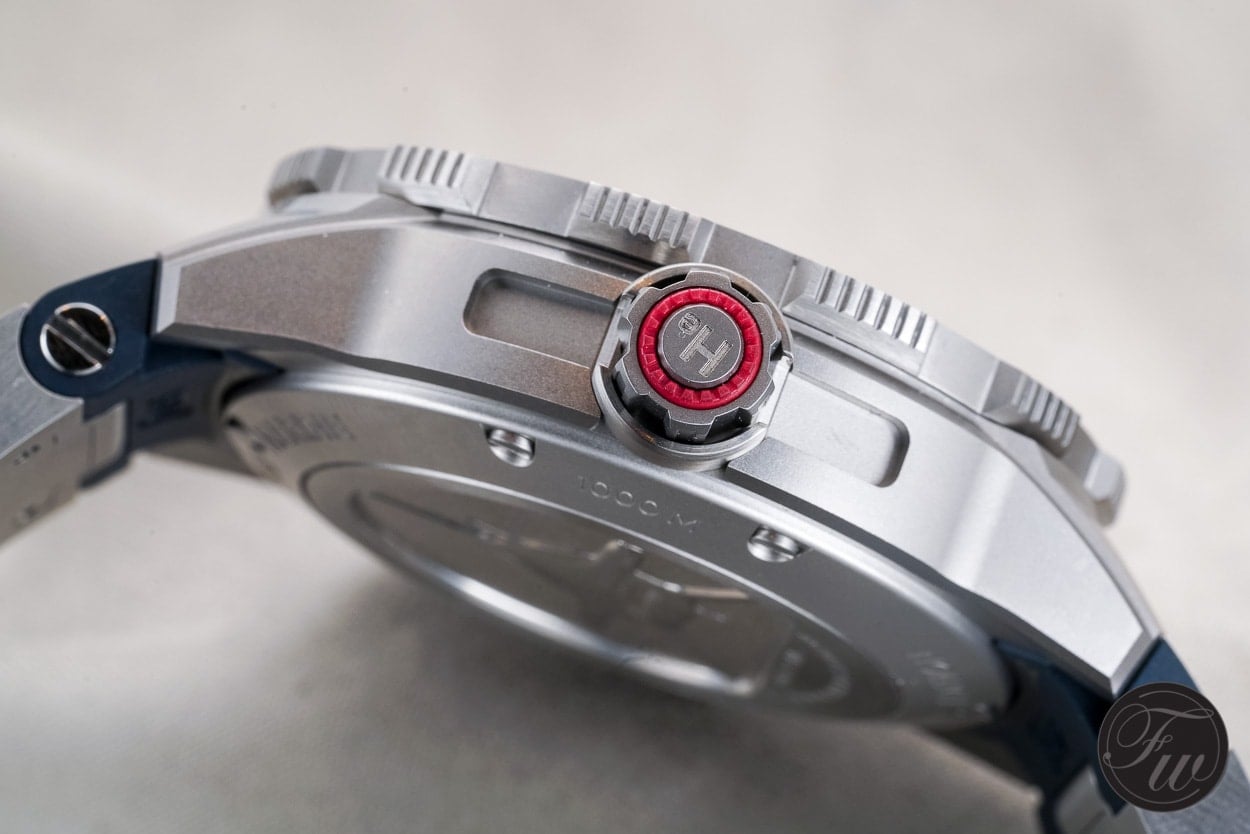 InDetail: The Ulysse Nardin Diver Deep Dive 1000M - Limited To 300 Pieces