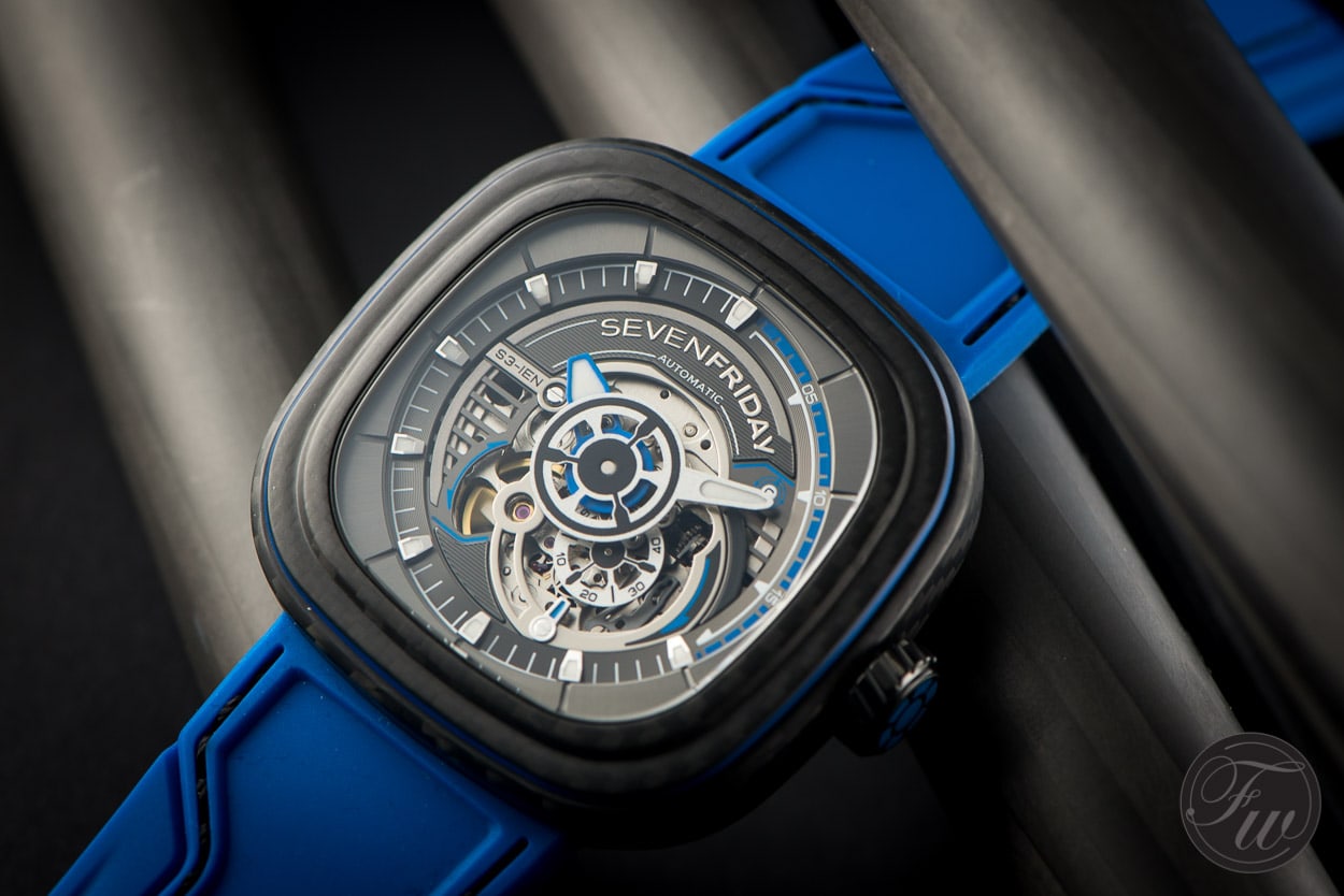 SevenFriday S3/02 Carbon Edition (Live Photos)