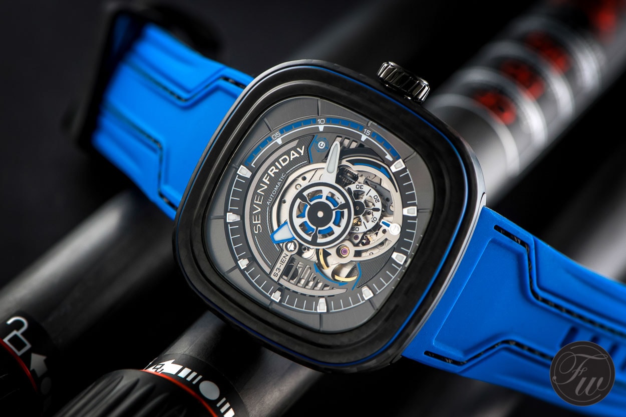 SevenFriday S3/02 Carbon Edition (Live Photos)