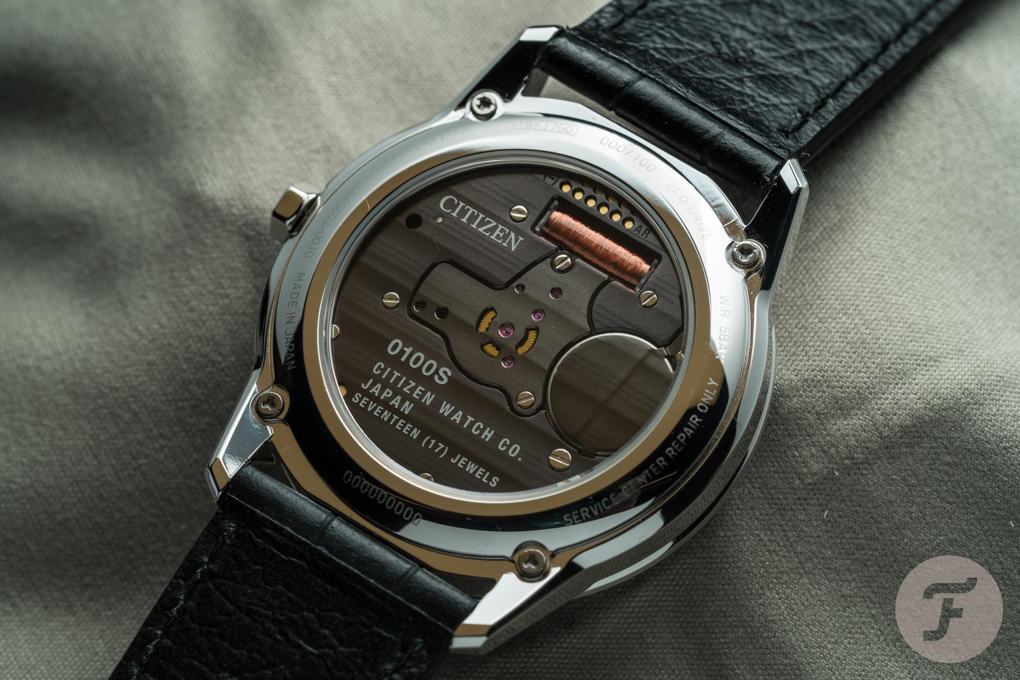 Hands-on With The White Gold Citizen Caliber 0100