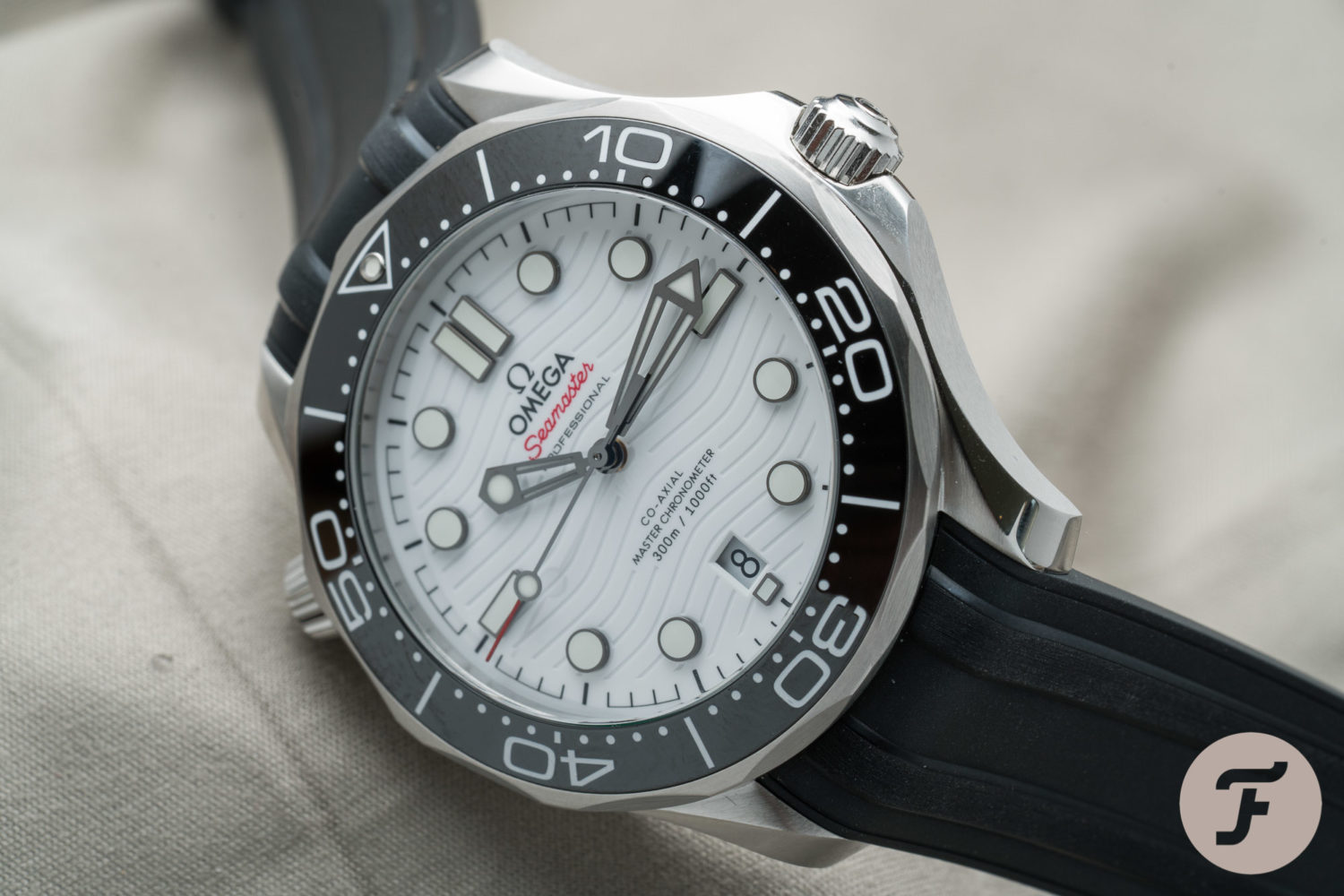 Comparing the New Submariner Date with the Seamaster 300M
