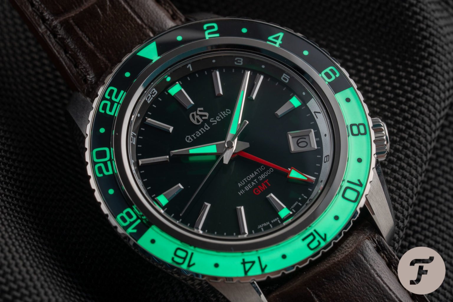 RJ Goes Hands-On With The Grand Seiko SBGJ239 GMT Watch