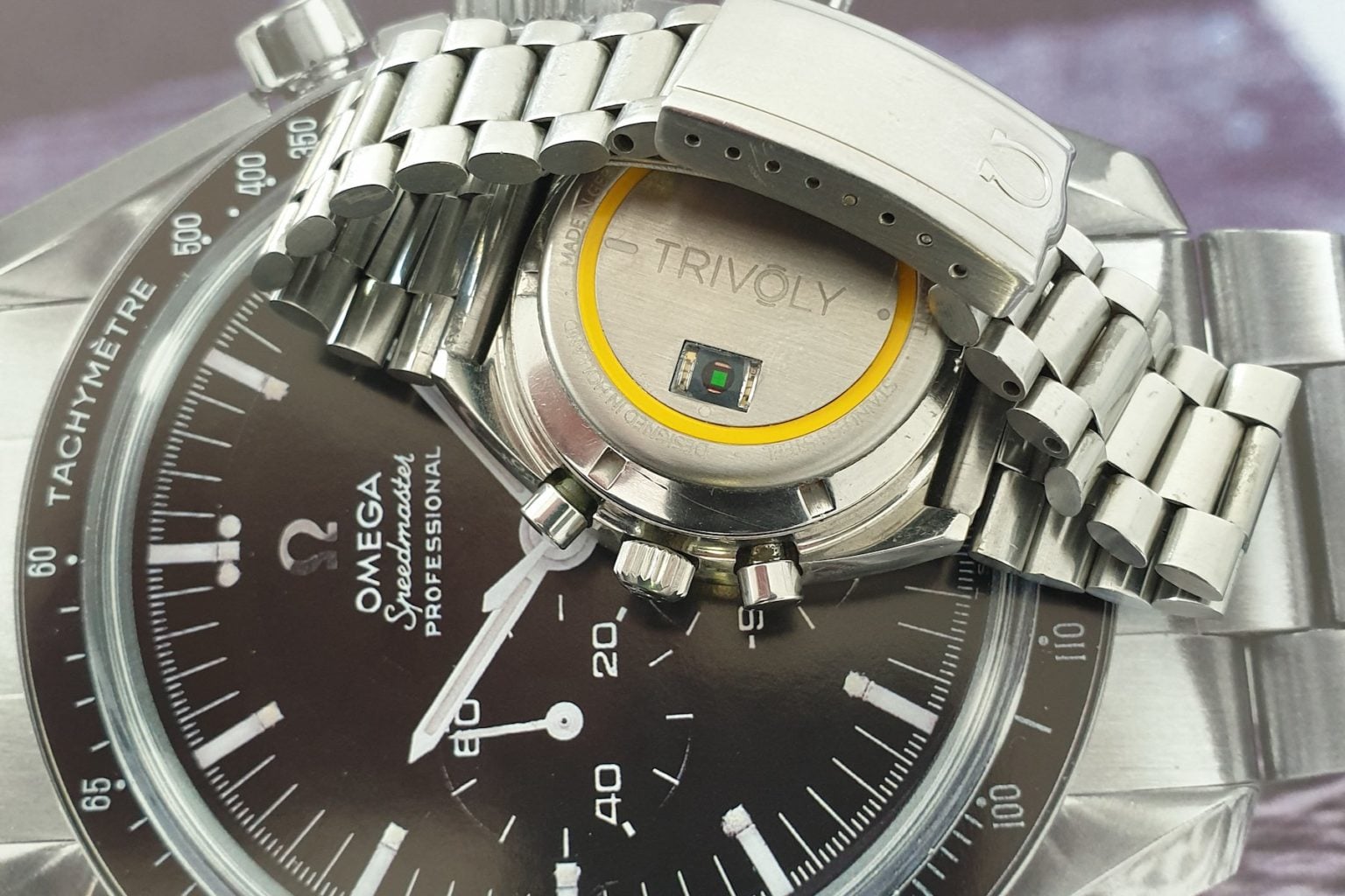 【F】 Why Smartwatches Are Just A Temporary Thing