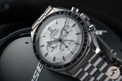 【F】 Hands-On: Omega's Green Speedmaster In Moonshine Gold