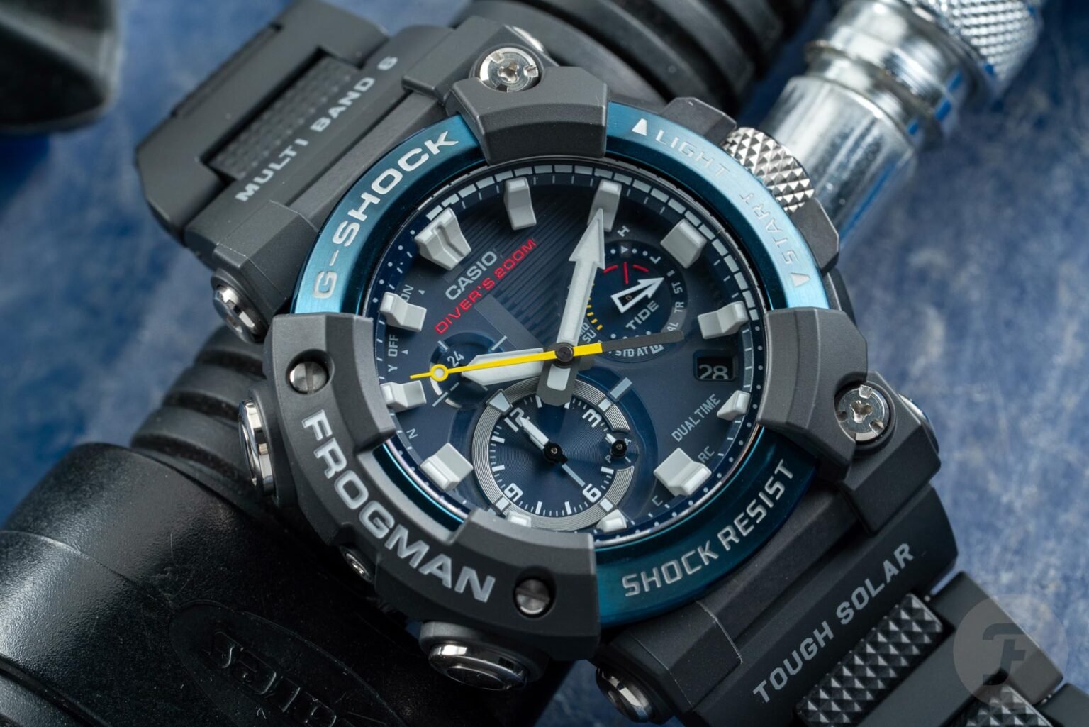 The First Fully-Analog Casio G-Shock Frogman (2021)