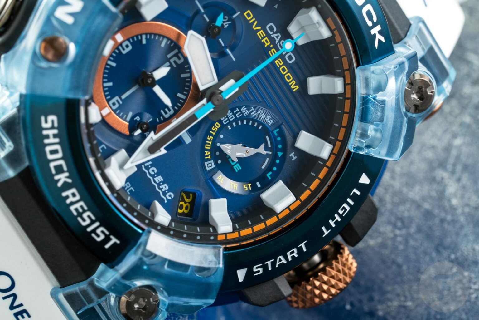 The First Fully-Analog Casio G-Shock Frogman (2021)