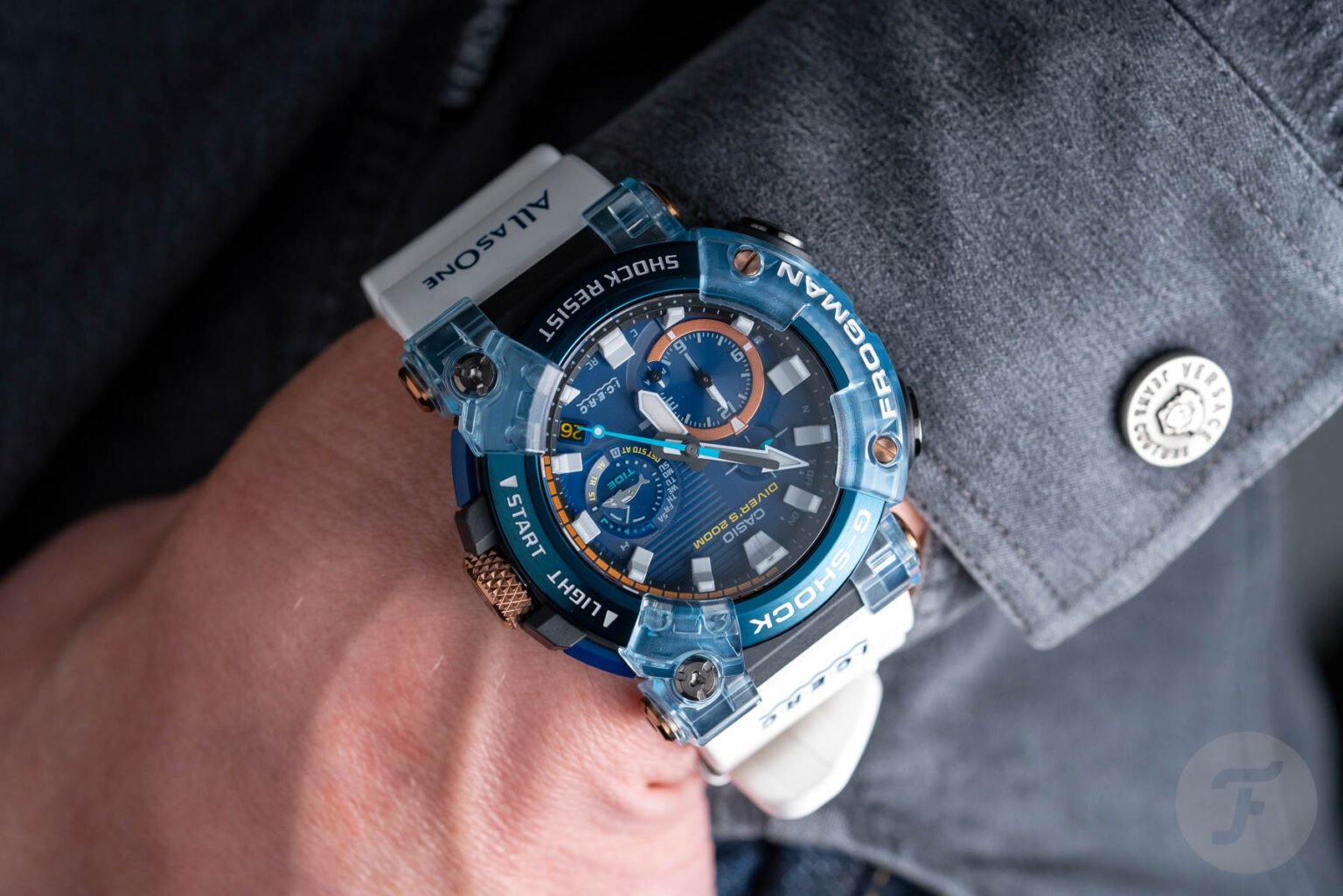 The First Fully-Analog Casio G-Shock Frogman (2021)