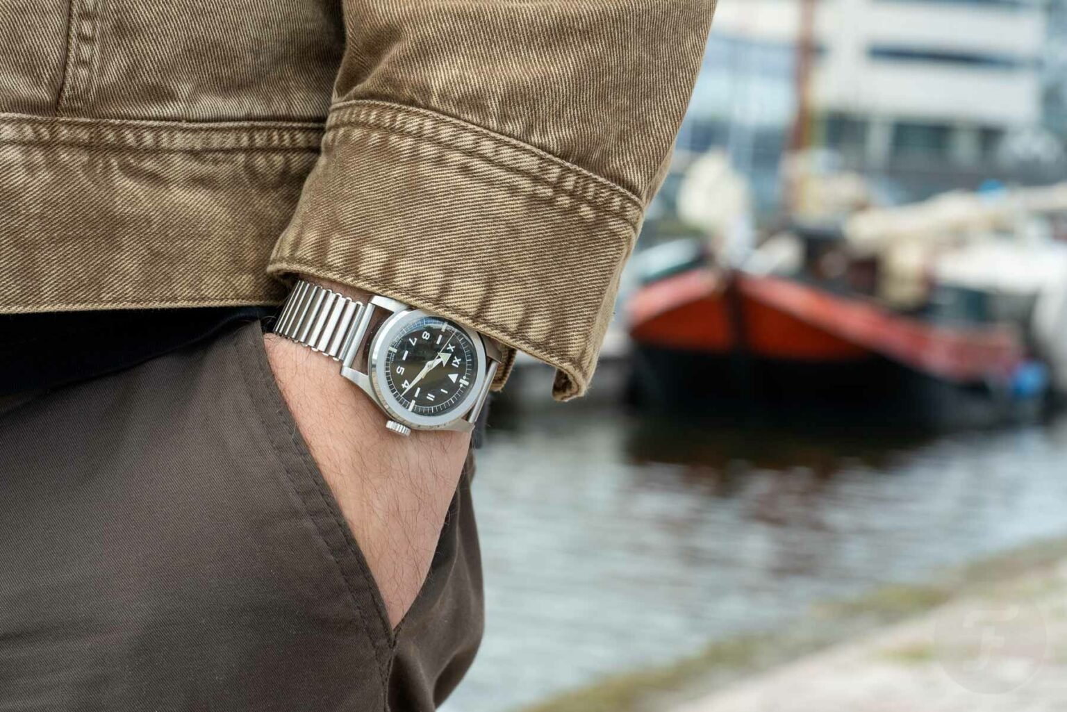 The Serica 4512 California Is A Surprising Take On Familiar Watch