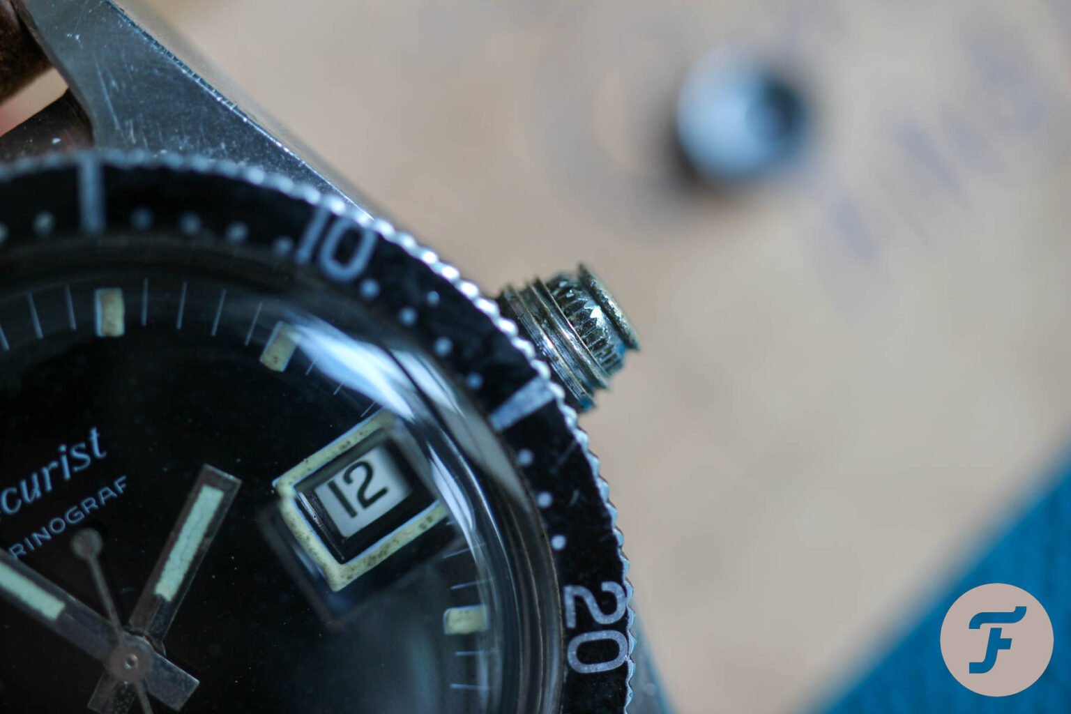 #TBT An Accurist Marinograf With A Peculiar Parmentier Crown (2021)