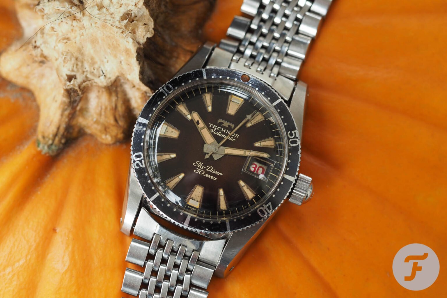 The Technos Sky Diver — A Proper Vintage Beauty (2021)
