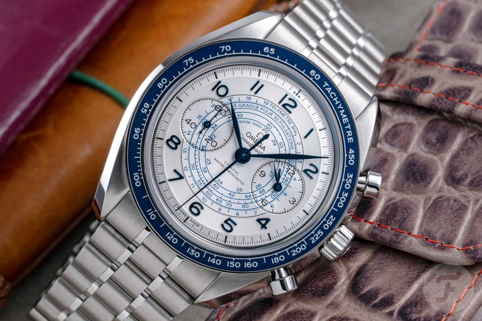 Hands-On Review: The Omega Speedmaster Chronoscope (2021)