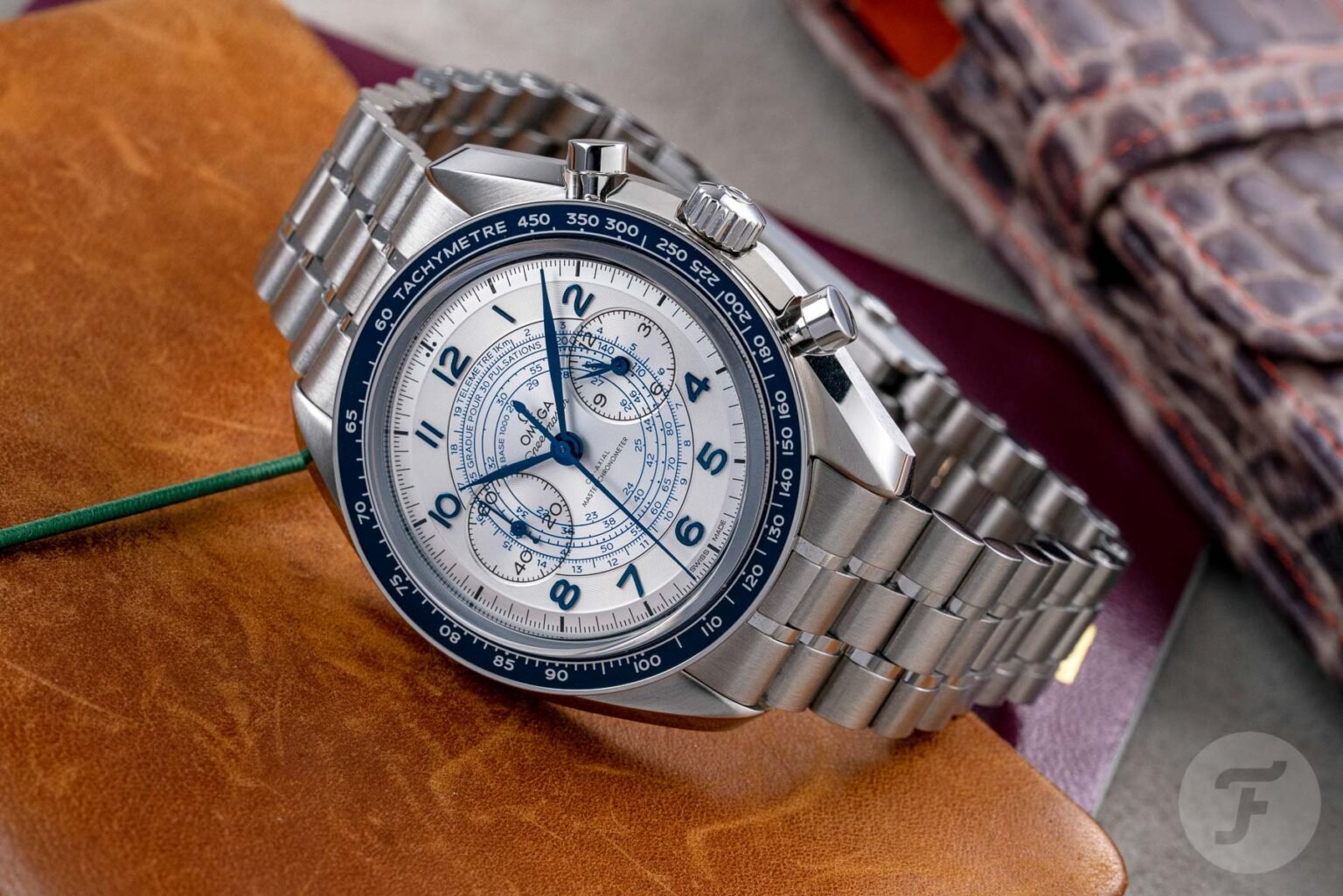 Hands-On Review: The Omega Speedmaster Chronoscope (2021)