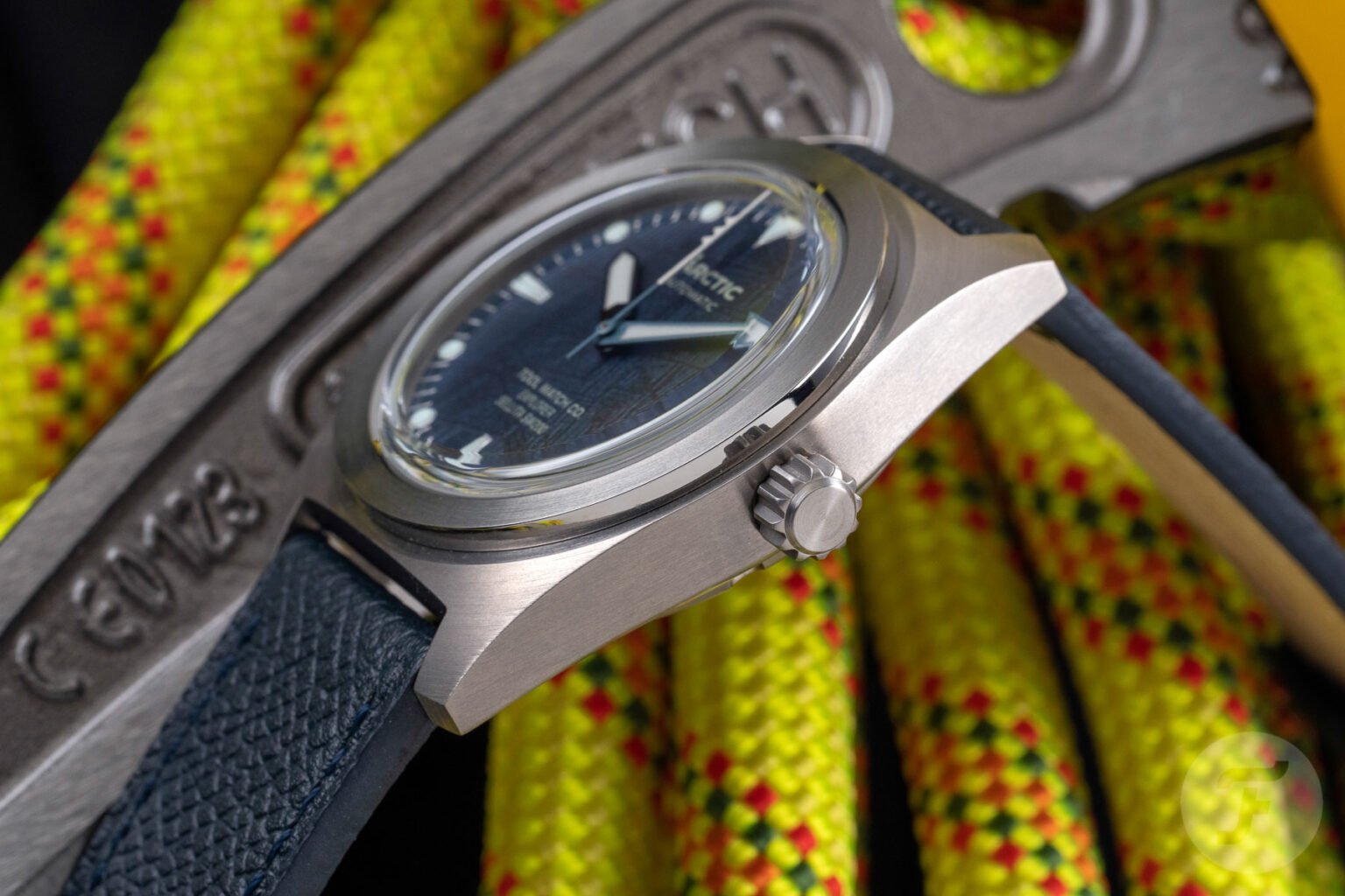 【F】 Hands-On: The Tool Watch Co. Arctic Titanium Explorer's Watch