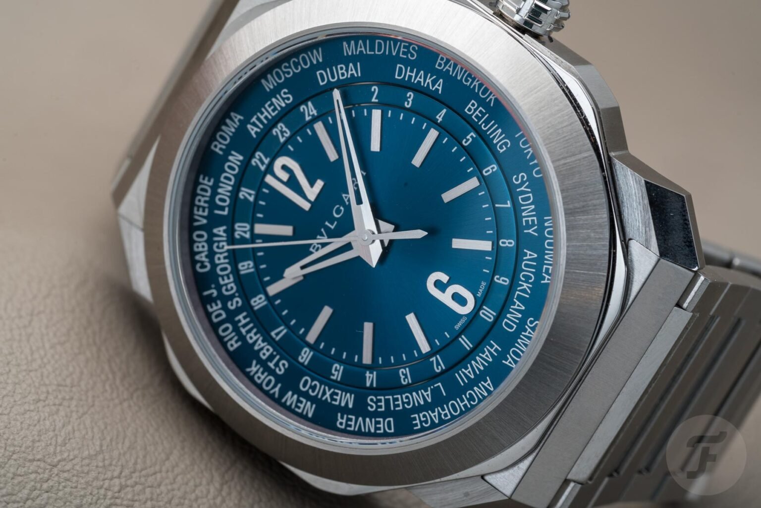 【F】 Bvlgari Octo Roma GMT Hands-On Watch Review