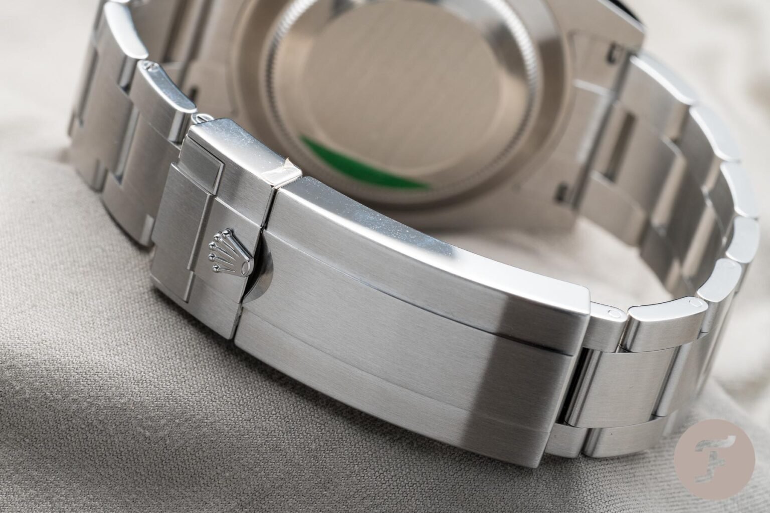 【F】The Top 15 Best Watch Bracelets — Rolex, Omega, Cartier, & More