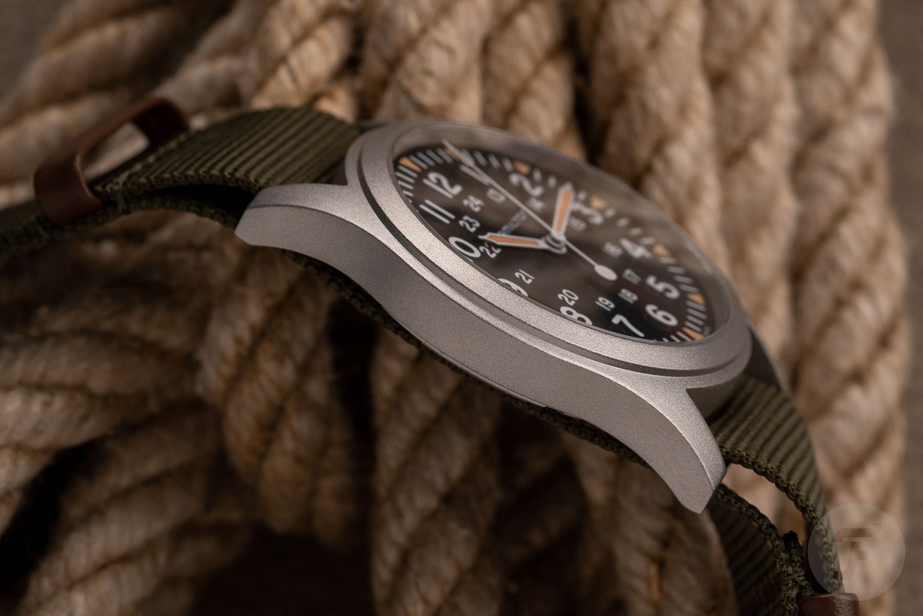 【F】 Hands-On With The Hamilton Khaki Field Mechanical 42mm