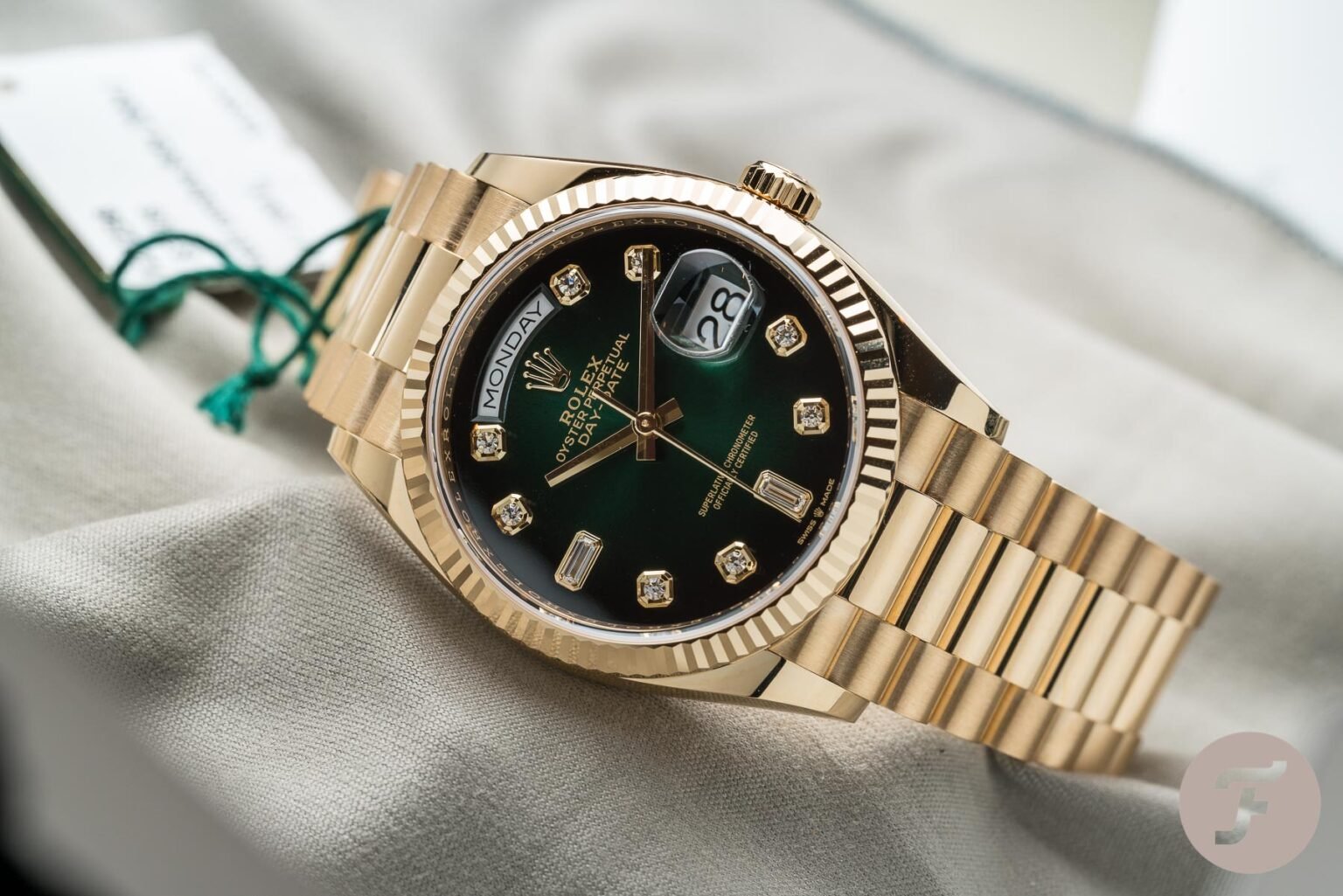 【F】 Why You Should Buy A Gold Rolex