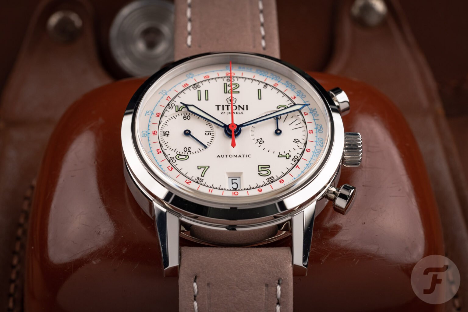 【F】Hands-On: The Retro-Styled Titoni Heritage Automatic Chronograph