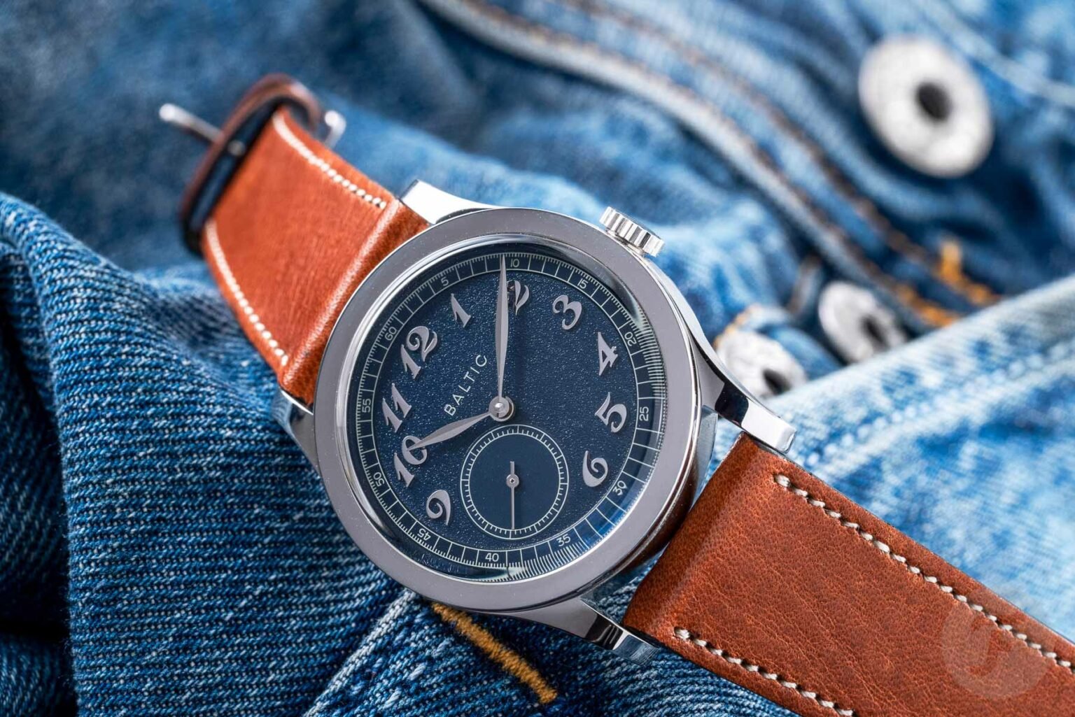 【F】 Hands-On With The Baltic MR01 Micro-Rotor — Back In Stock!