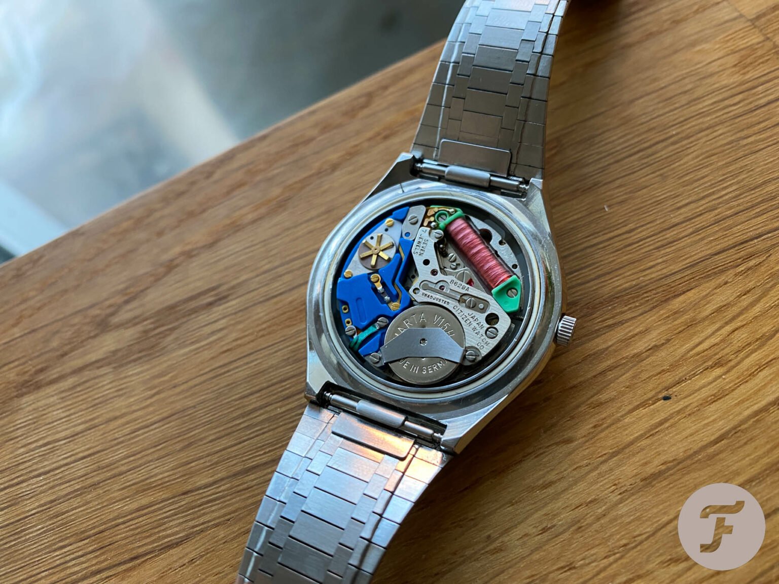 【F】 #TBT Citizen Crystron Solar Cell — Another World's First