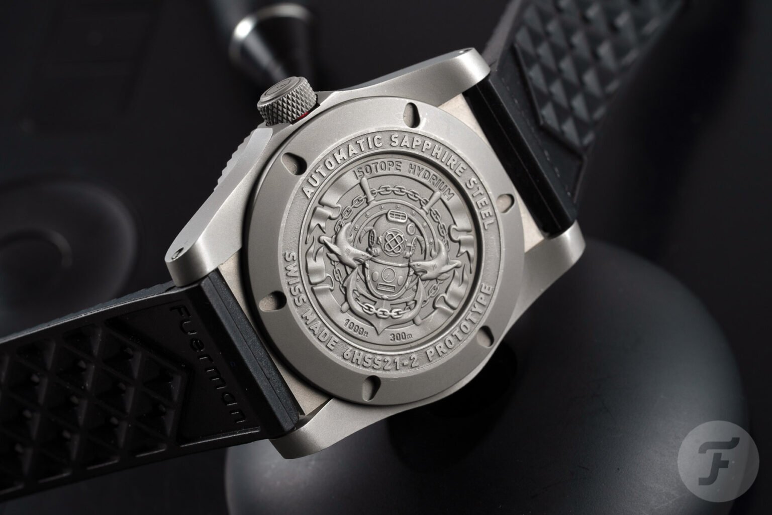 【F】 Isotope Hydrium — Hands-On With Two Distinct Versions