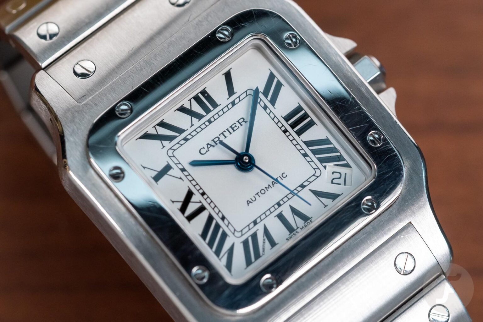 【F】 Cartier Santos Vs. Omega Speedmaster Professional