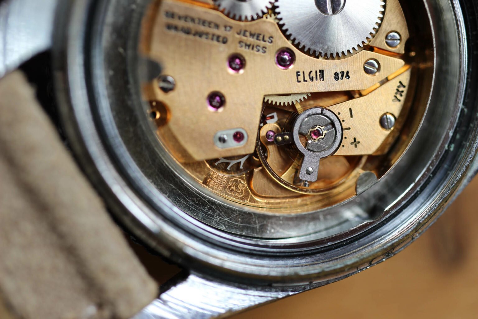 【F】 #TBT The Most Captivating One-Eyed Elgin Diver's Watch