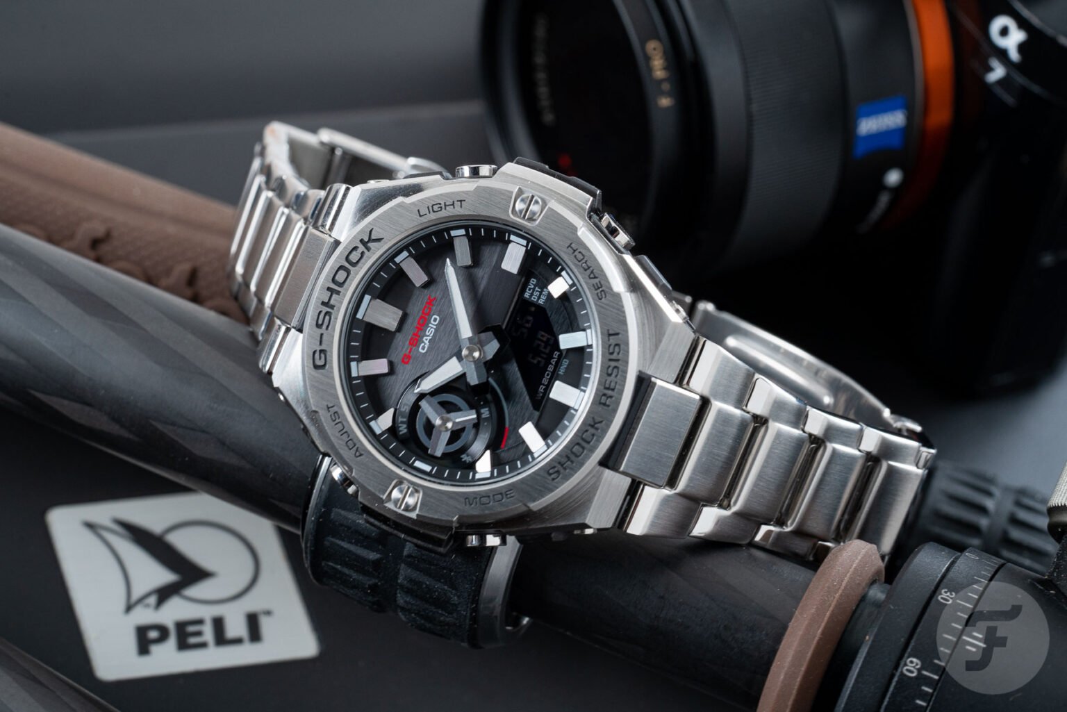 【F】 Casio G-STEEL GST-B500 — The Thinnest Steel G-Shock Yet