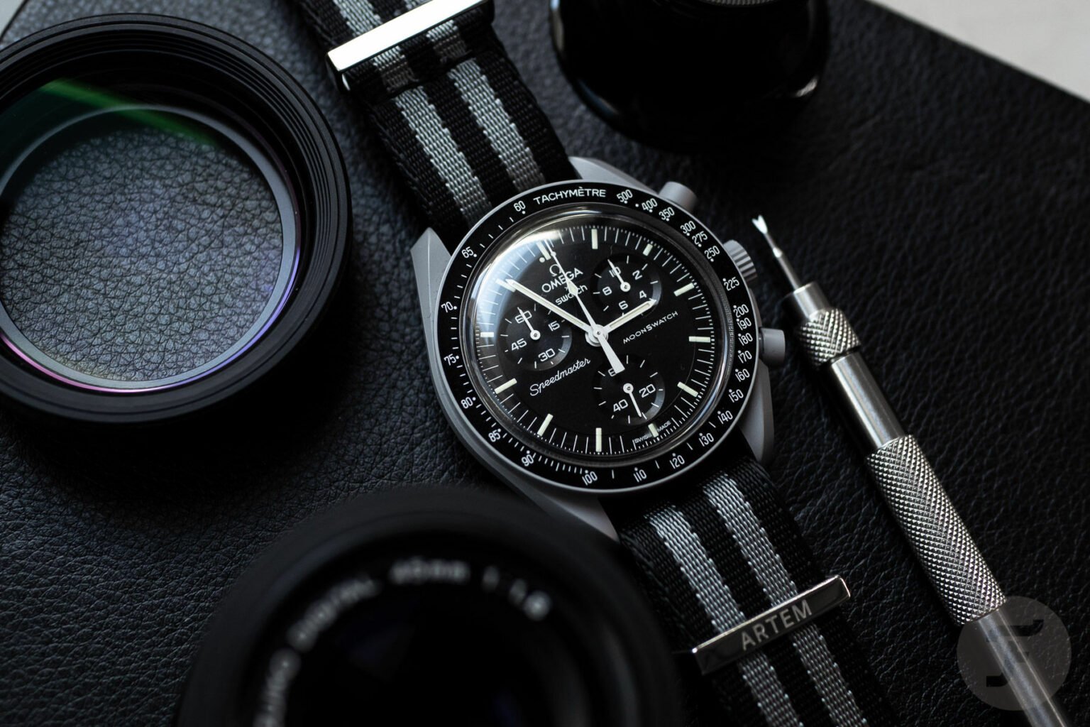 【F】 Looking At Alternative Strap Options For The MoonSwatch