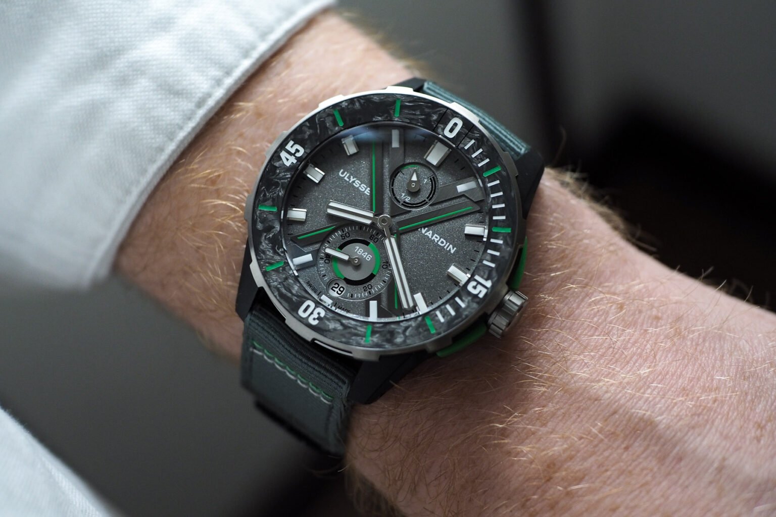 Best Plastic Watches Of 2022: Swatch, Timex, Ulysee Nardin, And More