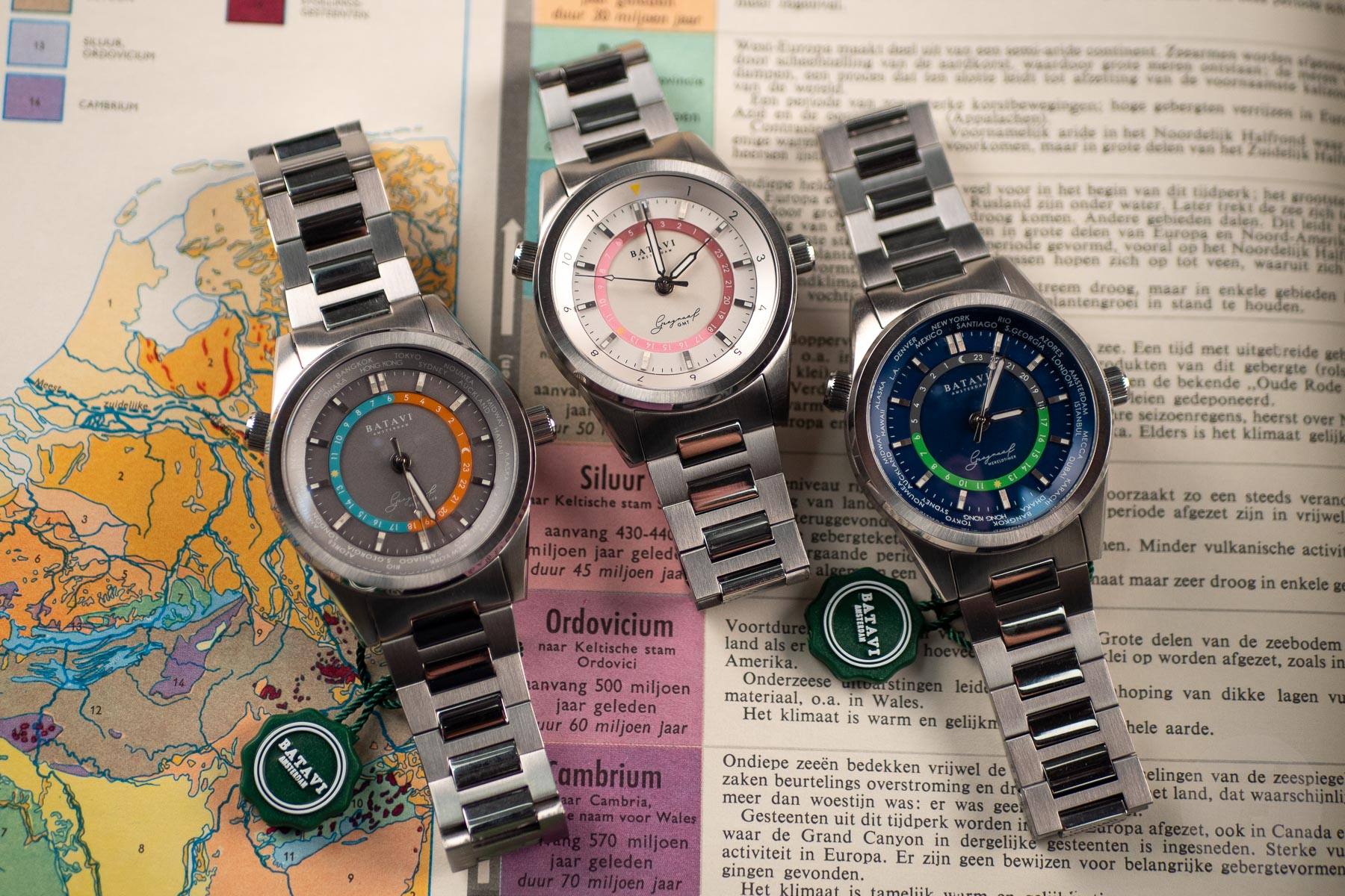 【F】 Hands-On: Batavi Geograaf GMT And Wereldtimer