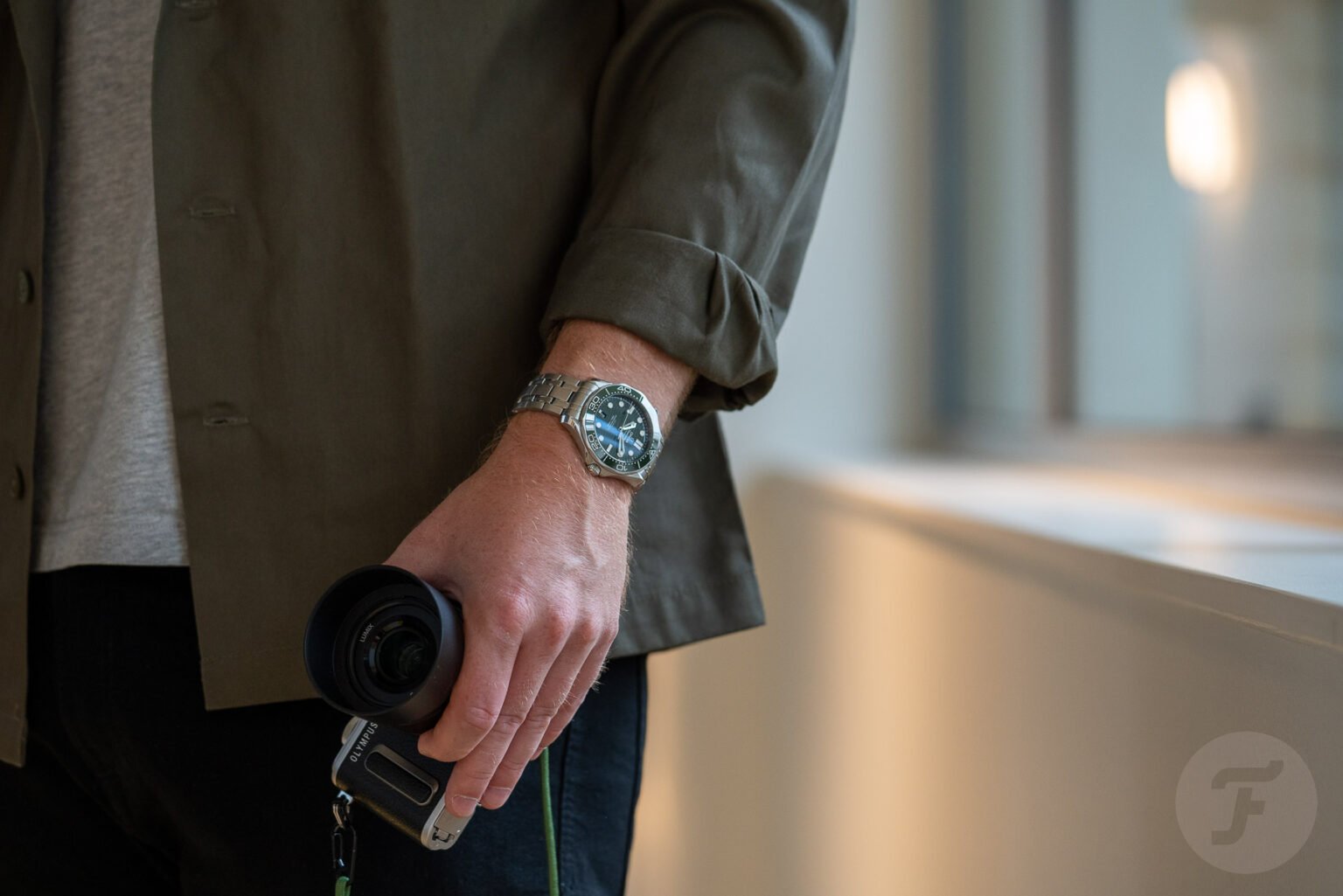 【F】 Hands-On: The Green Omega Seamaster Professional 300M