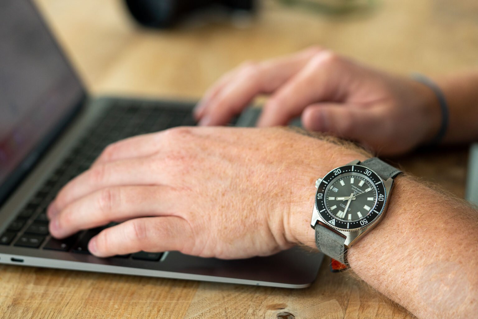 【F】Citizen Promaster Mechanical Diver 200M Vs. Seiko Prospex SPB143