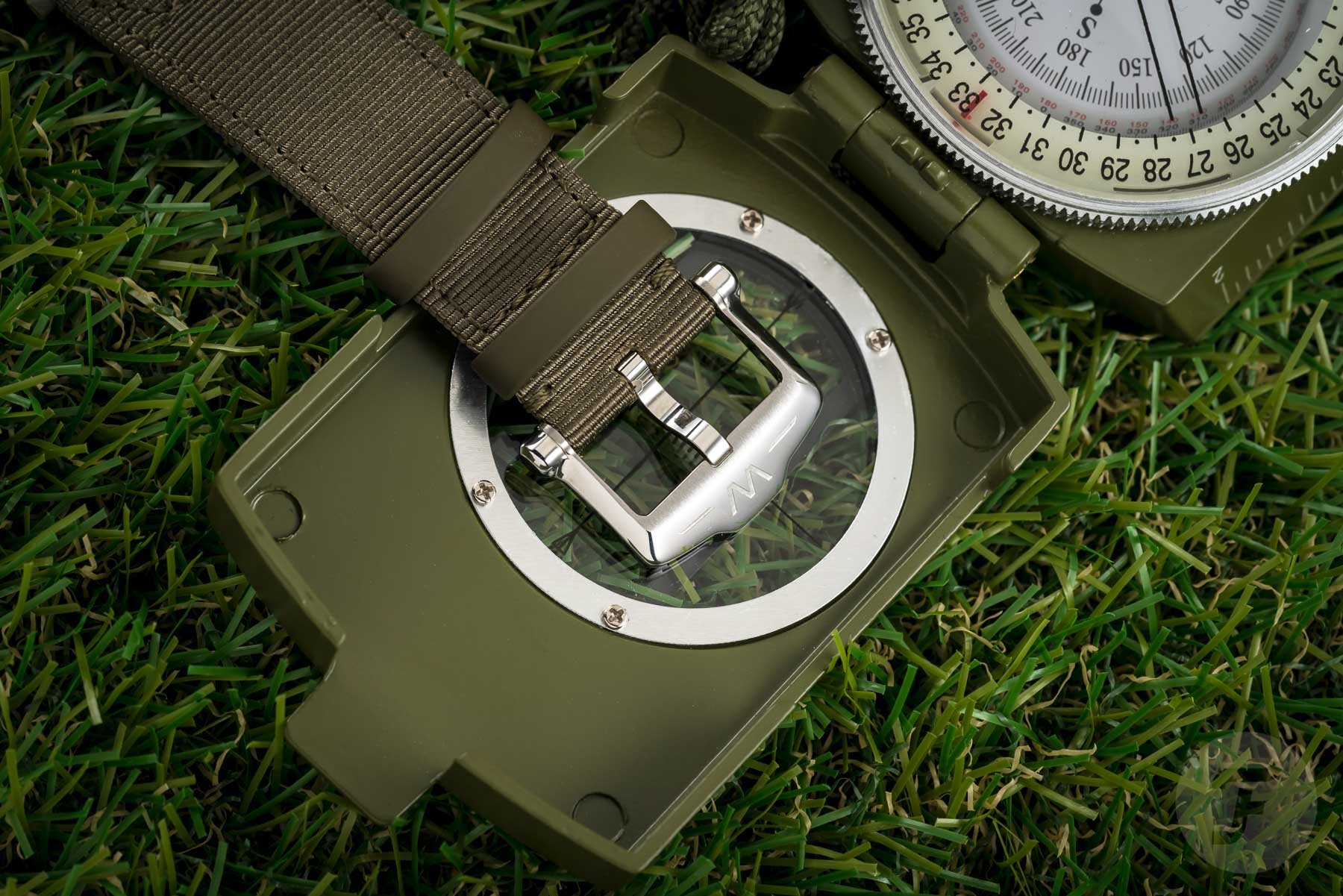 【F】 Hands-On: Waltham Field & Marine Dual Time Grey