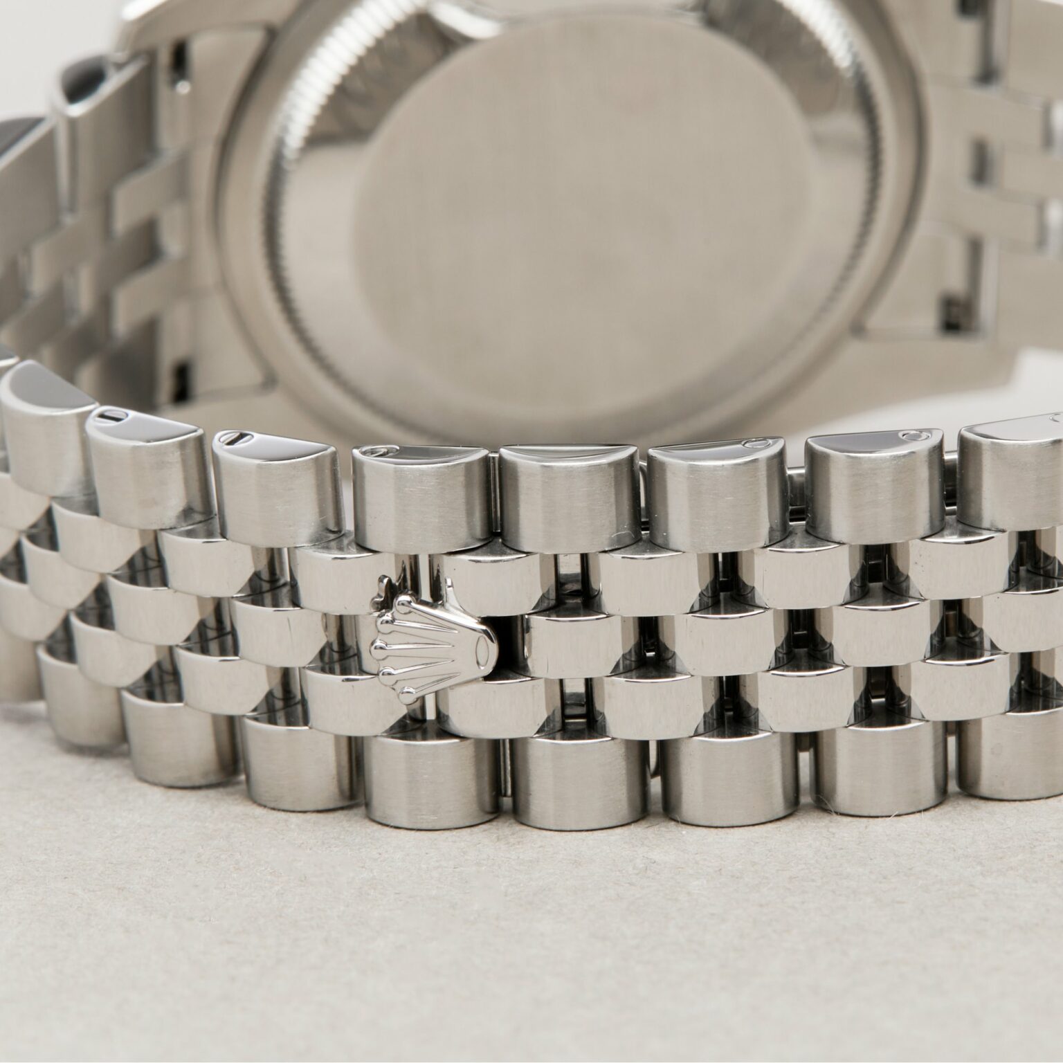 【F】 Folding Clasps: What Makes One Great?