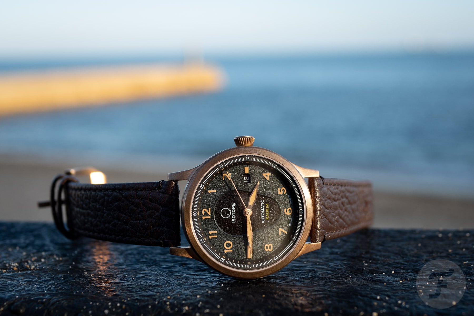 【F】 Introducing The New Isotope Old Radium Bronze Pilot