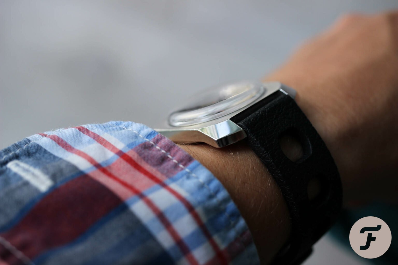 【F】 #TBT Moeris 007 — The Only Original Bond-Licensed Watch