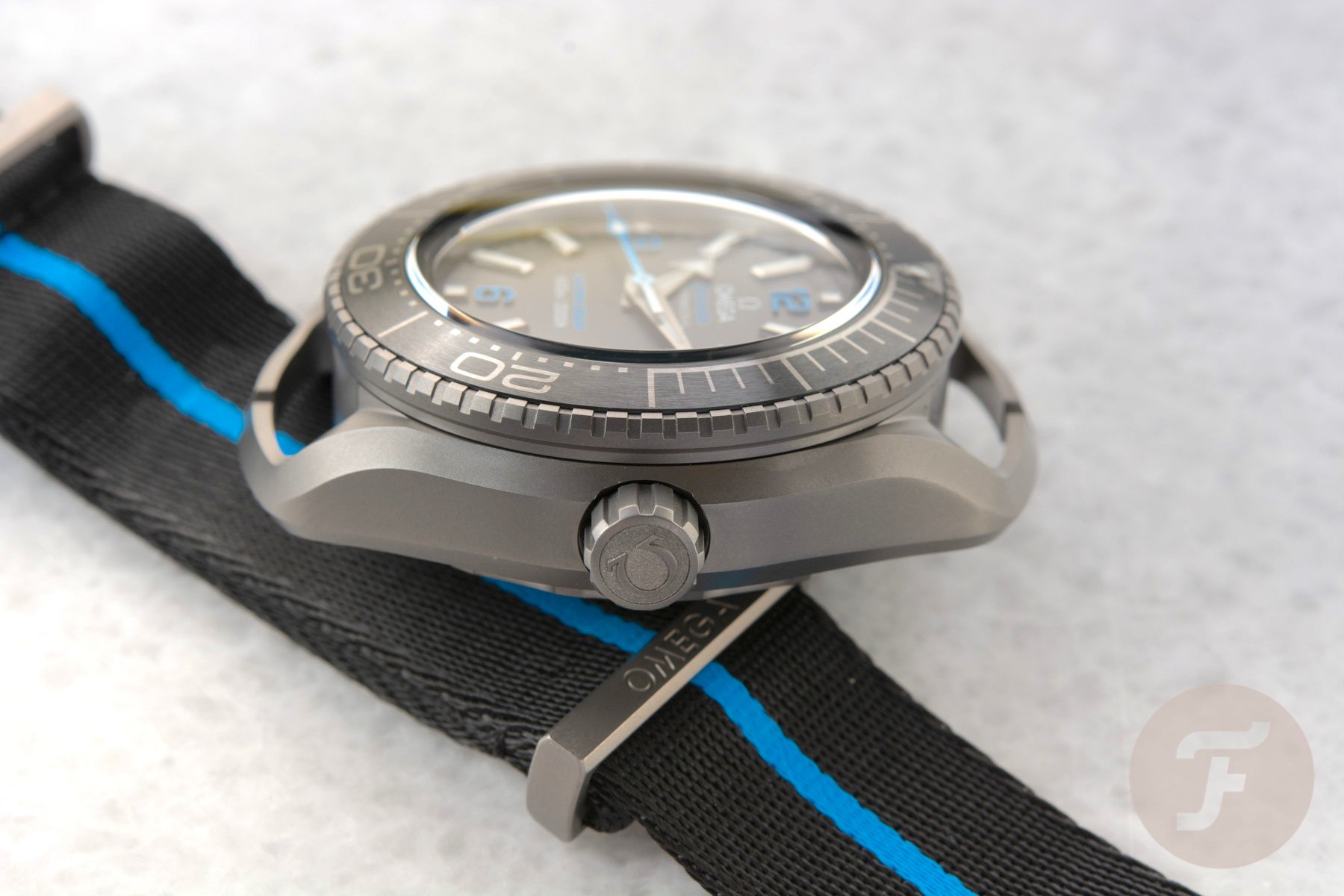 【F】 Watches That Look Best In Titanium