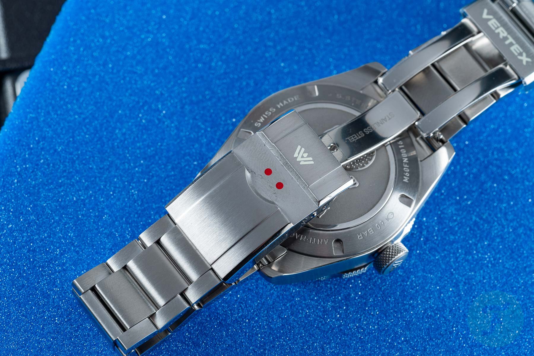 【F】 Hands-On: Vertex M60 AquaLion