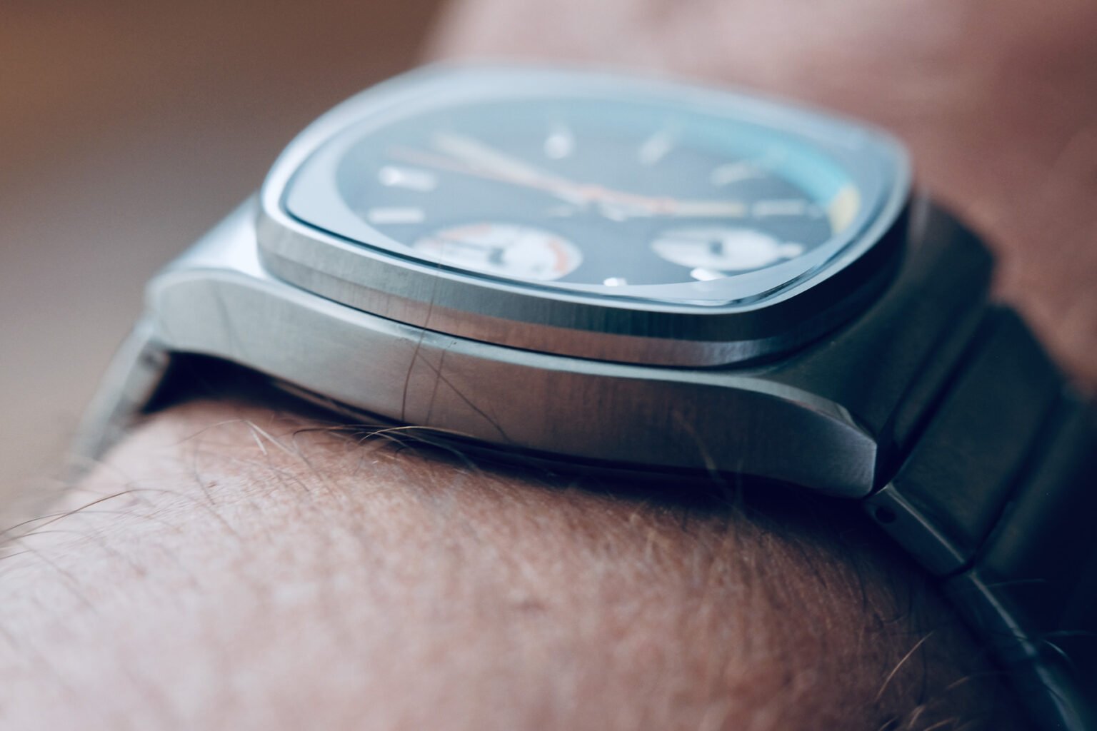 【F】 Hands-On: The Brew Metric Chronograph