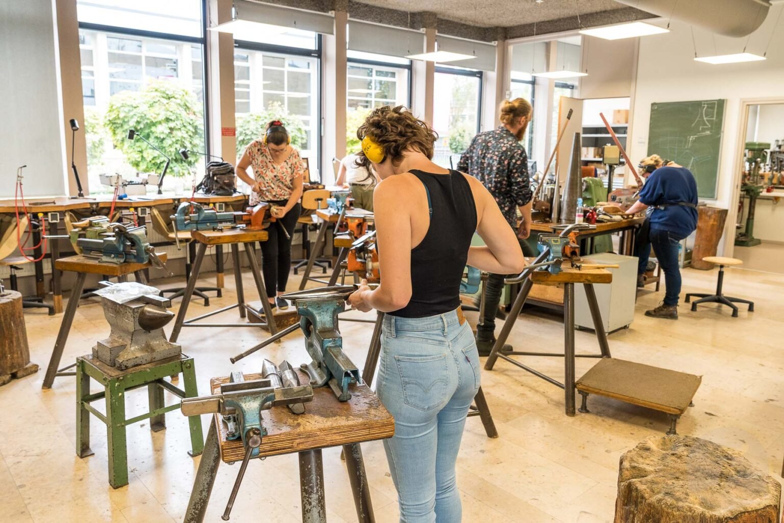 【F】 A Visit To The Dutch Watchmaking School in Schoonhoven