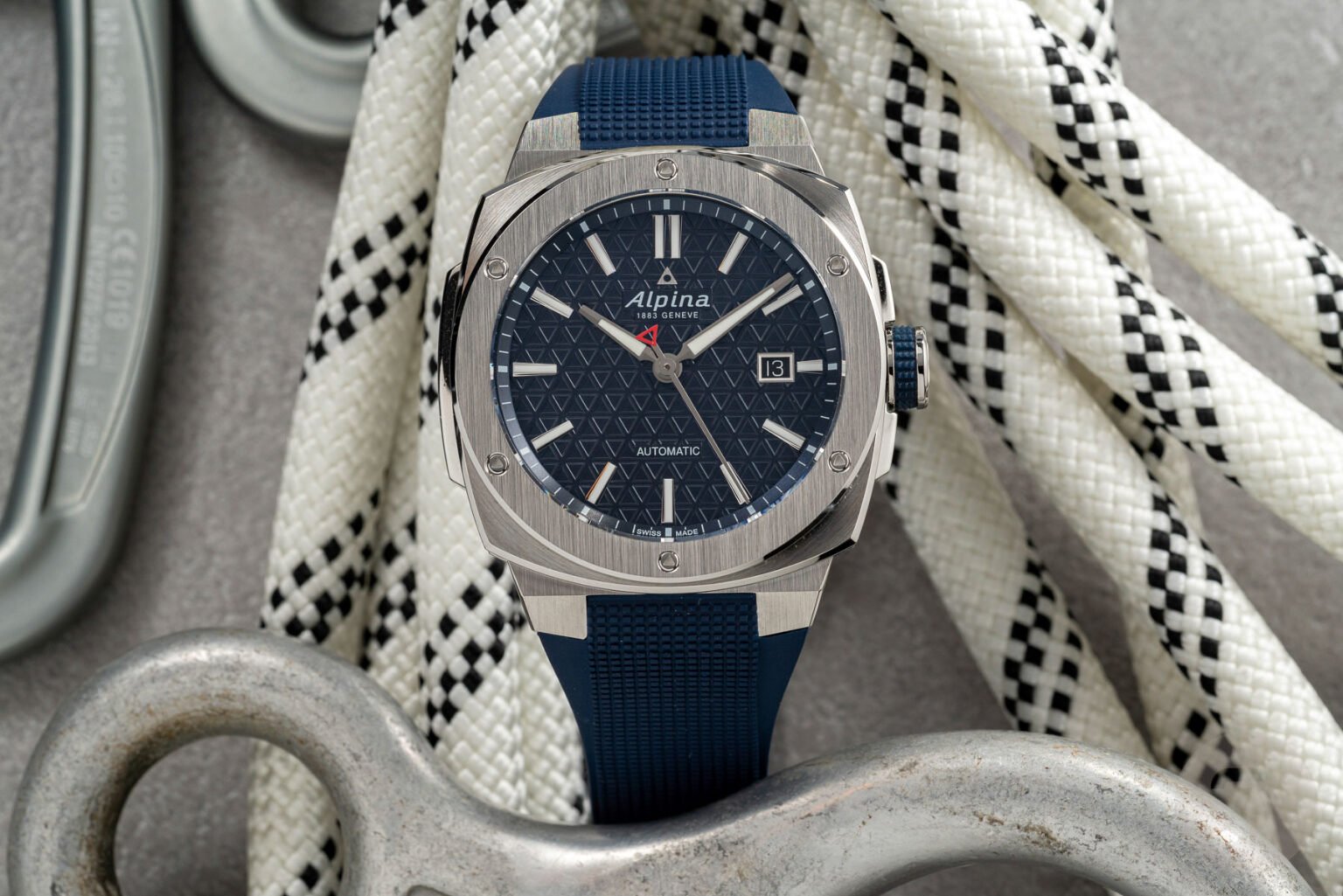 【F】 Alpina Unveils The Made-Over Alpiner Extreme Automatic