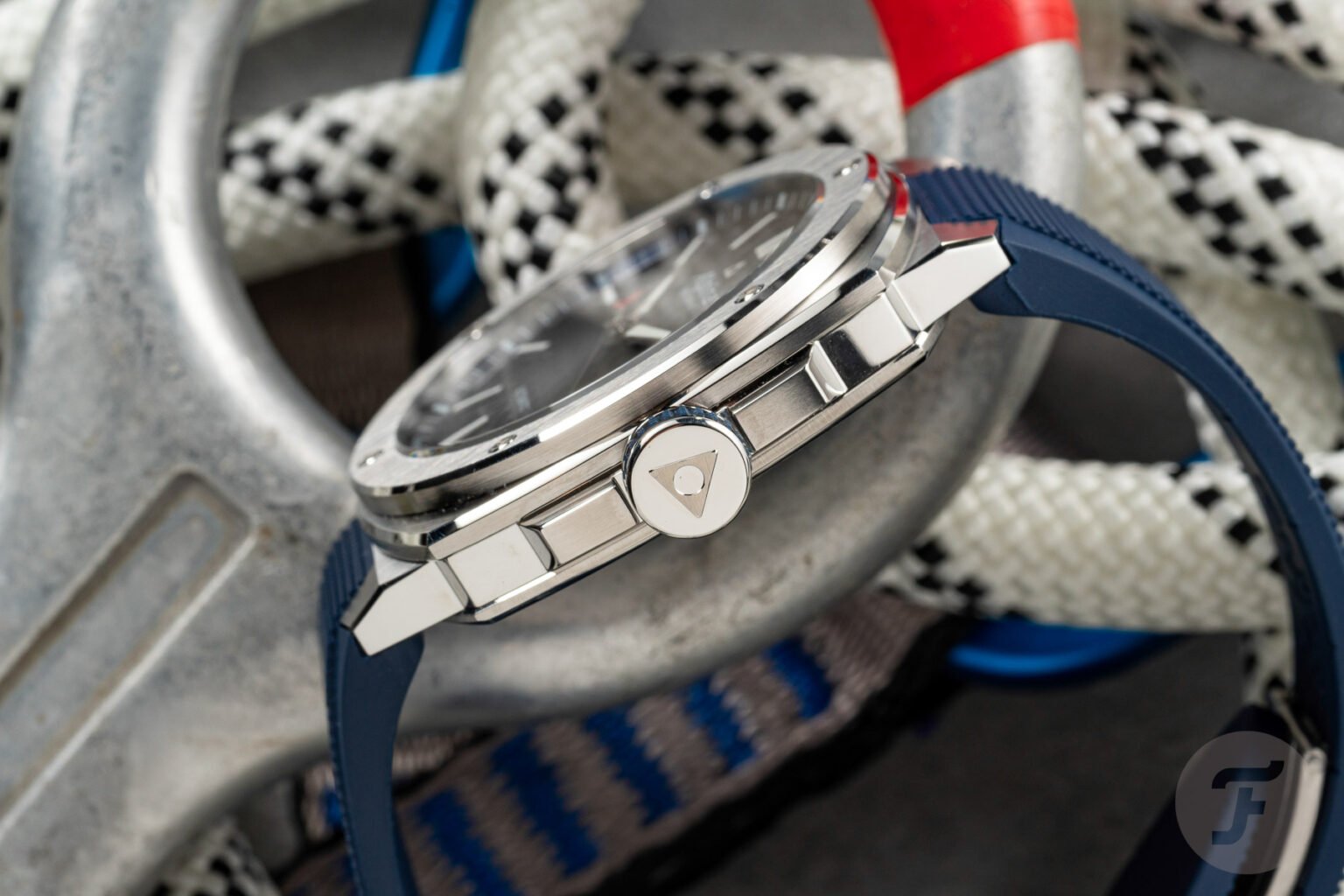 【F】 Alpina Unveils The Made-Over Alpiner Extreme Automatic