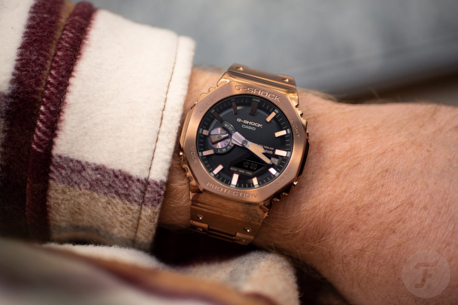 【F】 Hands-On With The Full-Metal "CasiOak" Watches