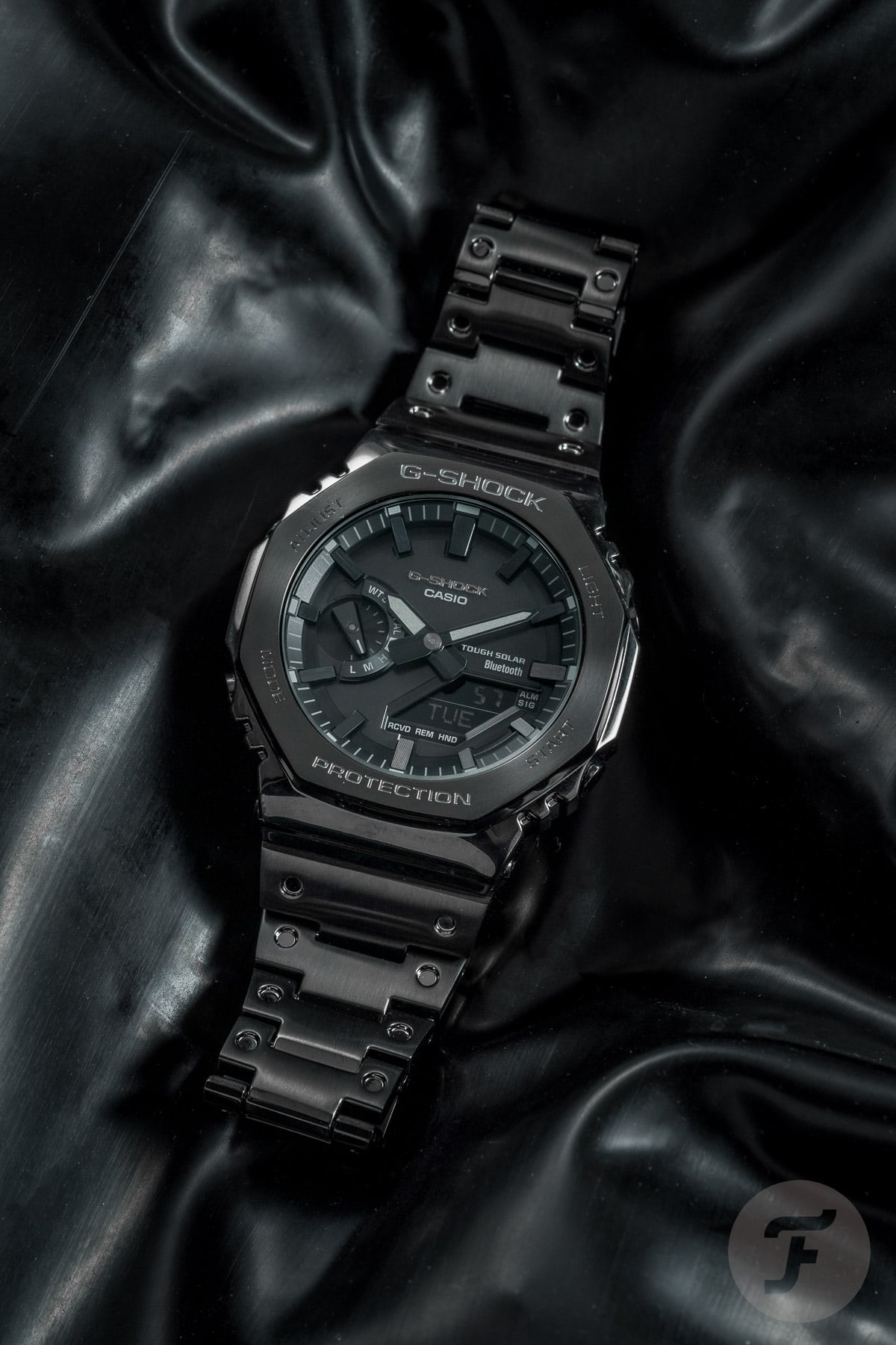 【F】 Hands-On With The Full-Metal "CasiOak" Watches