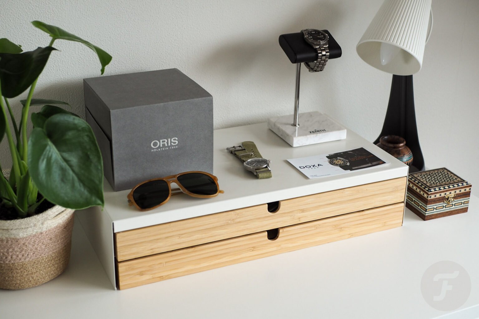 【F】 IKEA Hack: The Ultimate Watch Strap Storage Solution