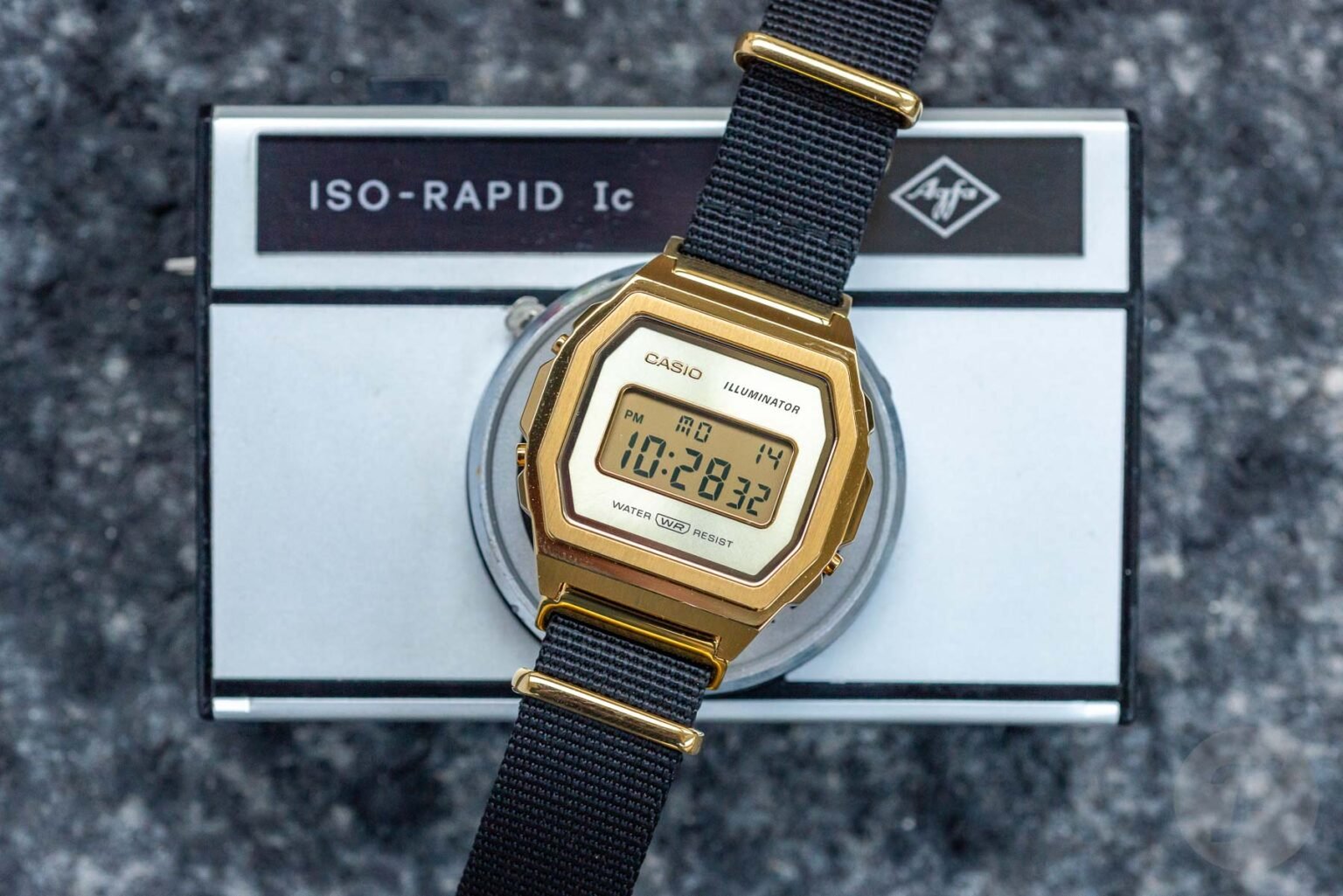 【F】 Hands-On: Two New Casio A1000 Models
